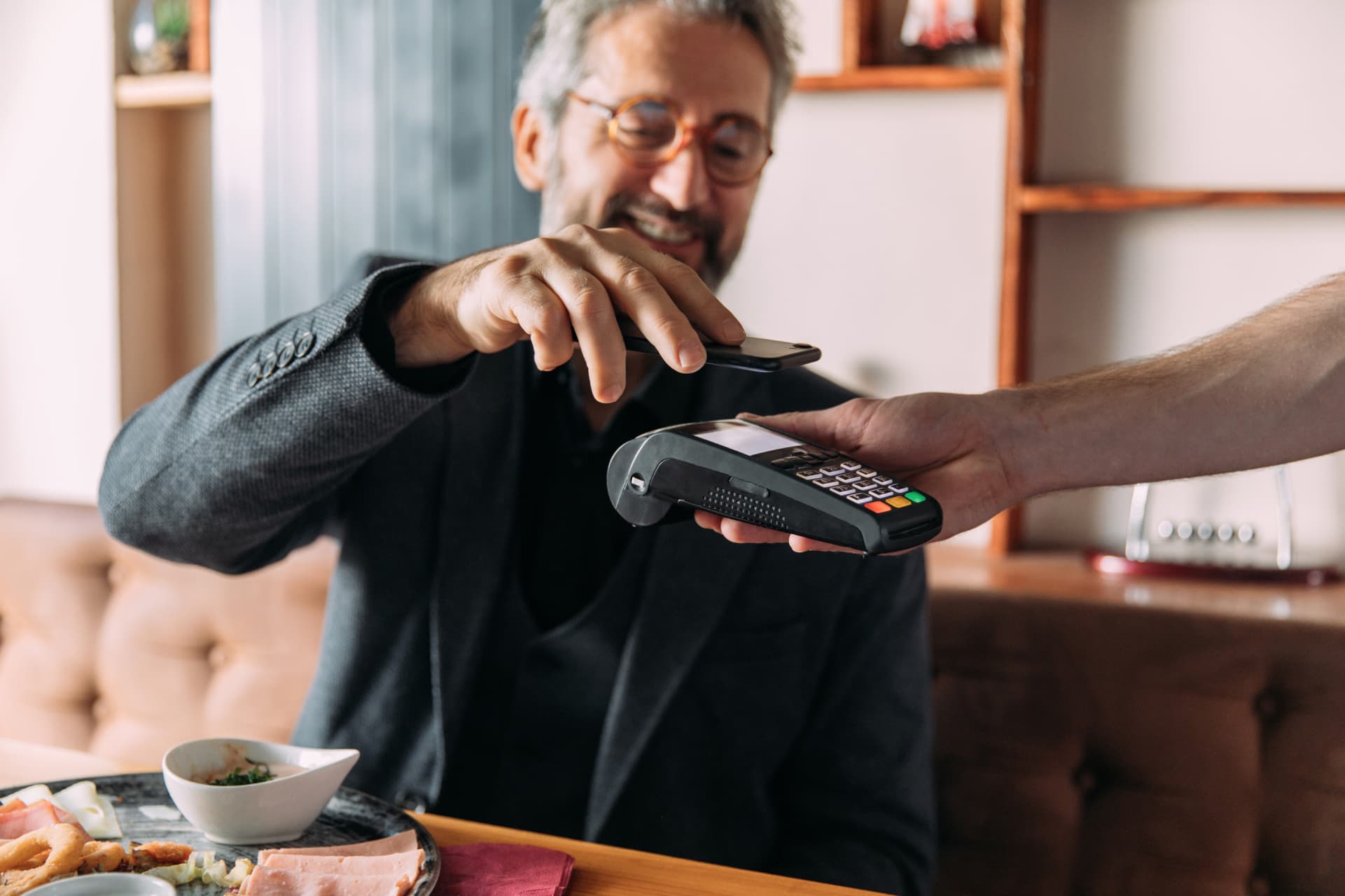 4 Top reasons why you should use digital wallets